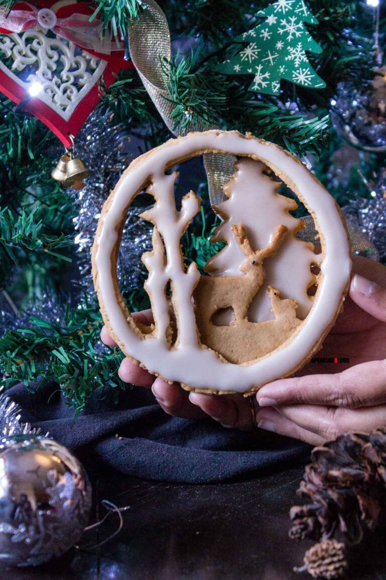 DIY Gingerbread Cookie Enchanted Forest - Christmas Recipes